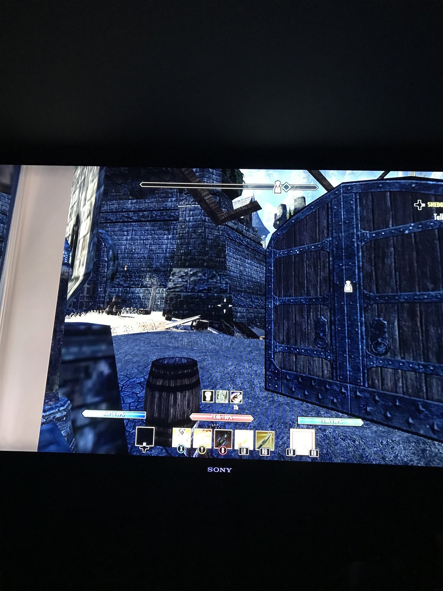(xbox)Texture bugs in cities and falling through ground on horse ...