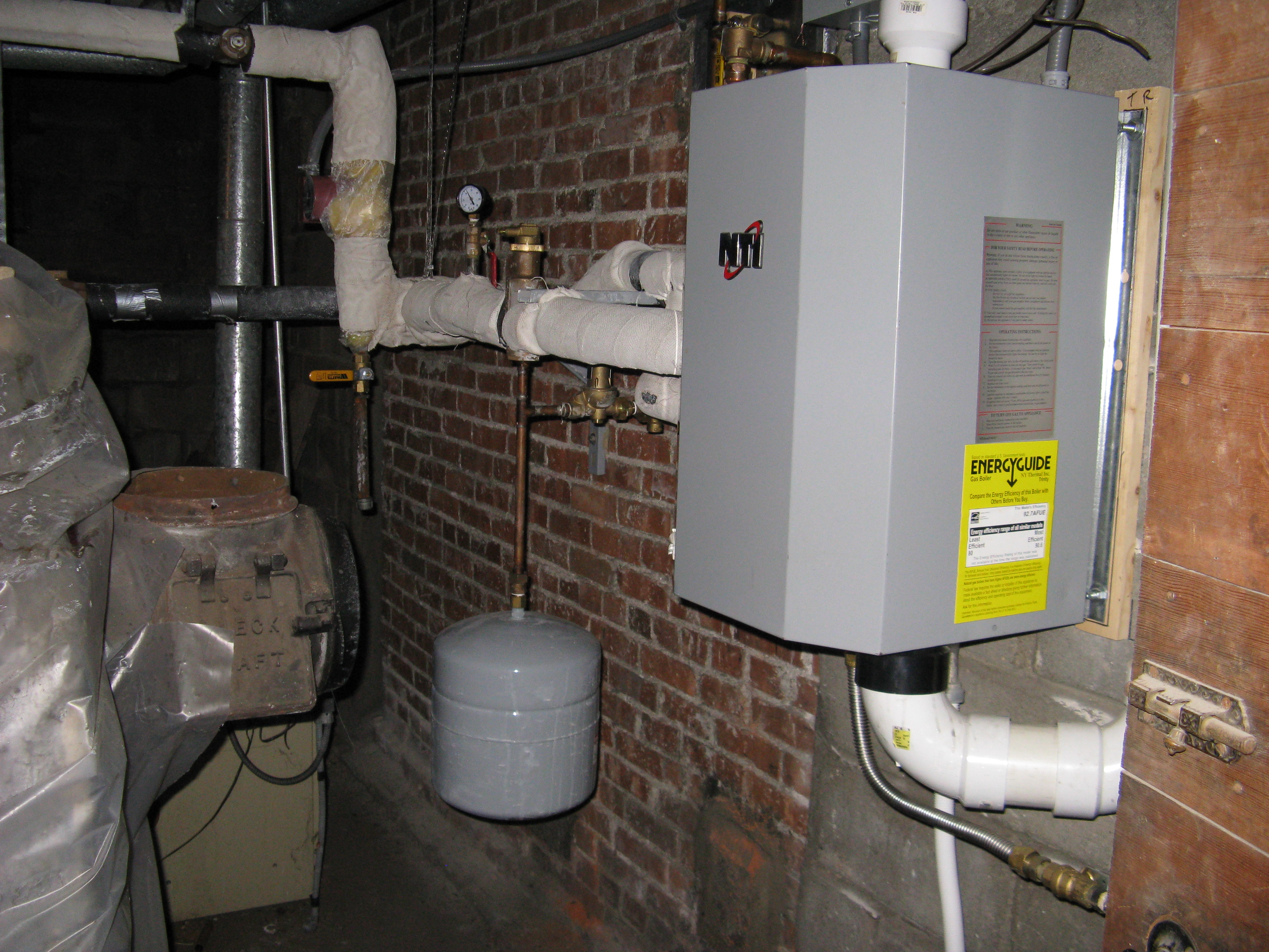 Phantom Air — Heating Help: The Wall