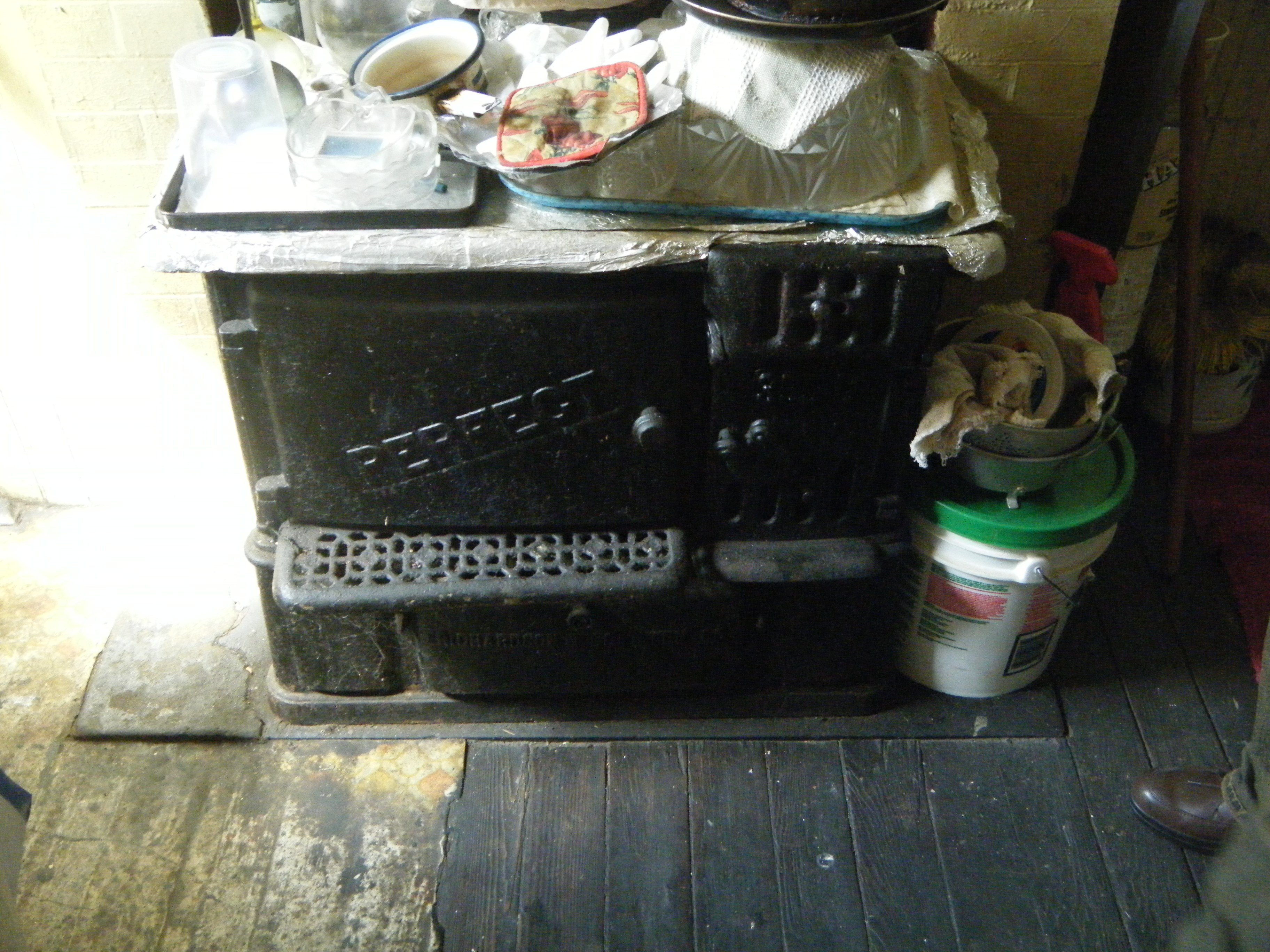 Gravity Furnace — Heating Help: The Wall