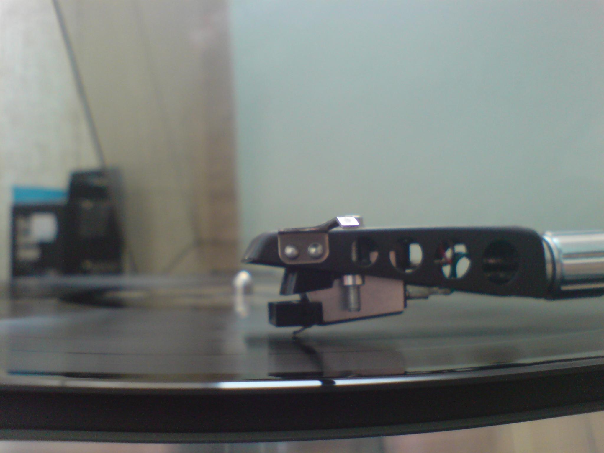 Tuning up an Akai AP-206 turntable-overhang adjustment — Polk Audio Forum