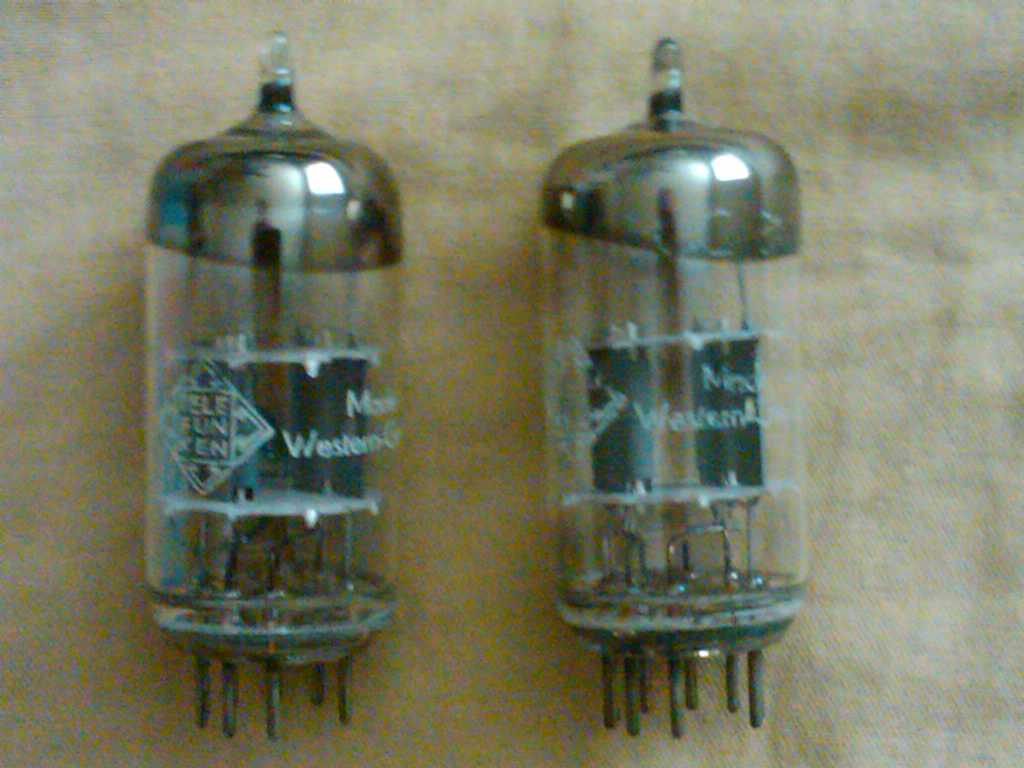 Telefunken 5965 Ultra-Premium 12AT7 Sub Test at NOS Levels Matched Pair ...