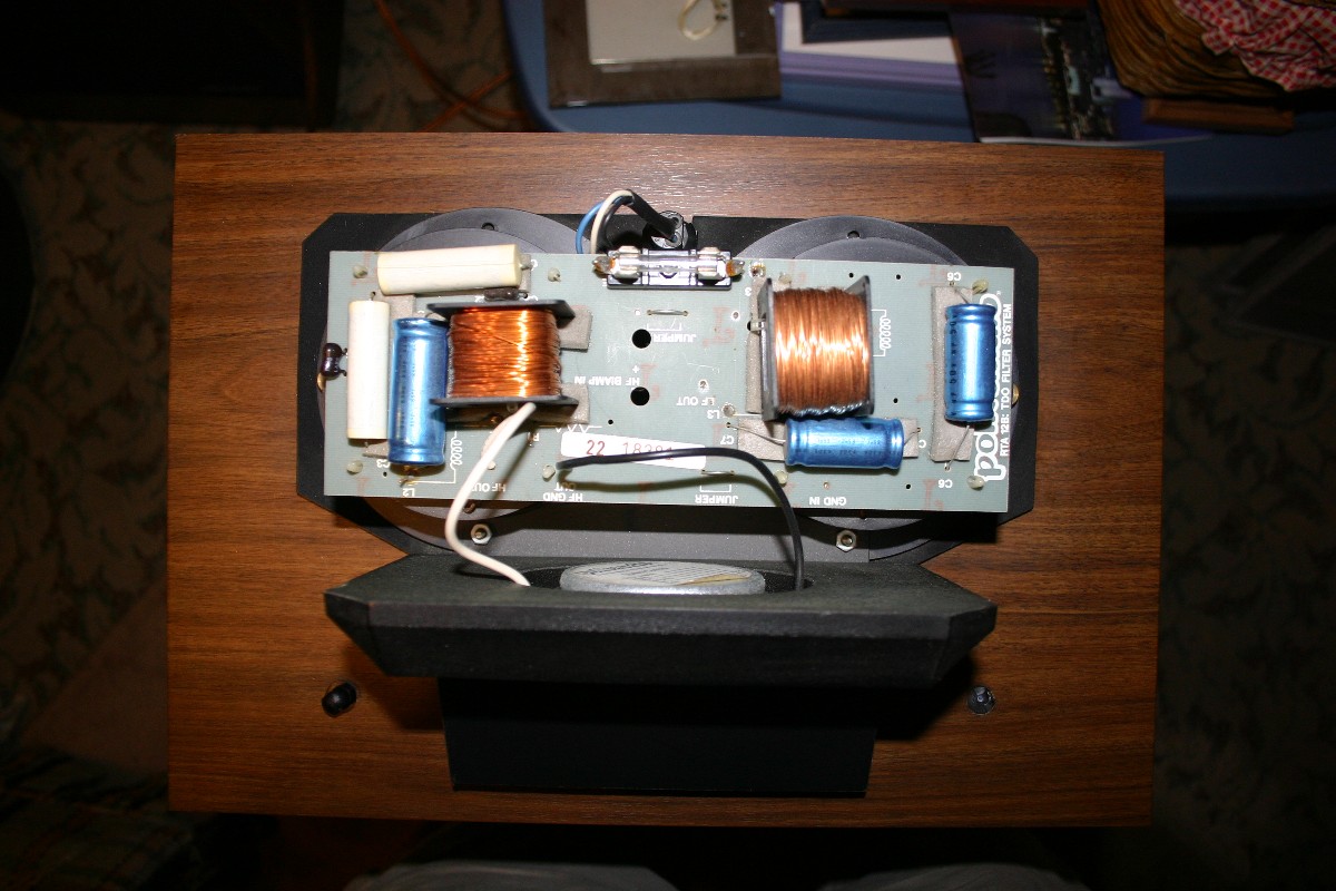 Help identifying these speakers please. — Polk Audio Forum
