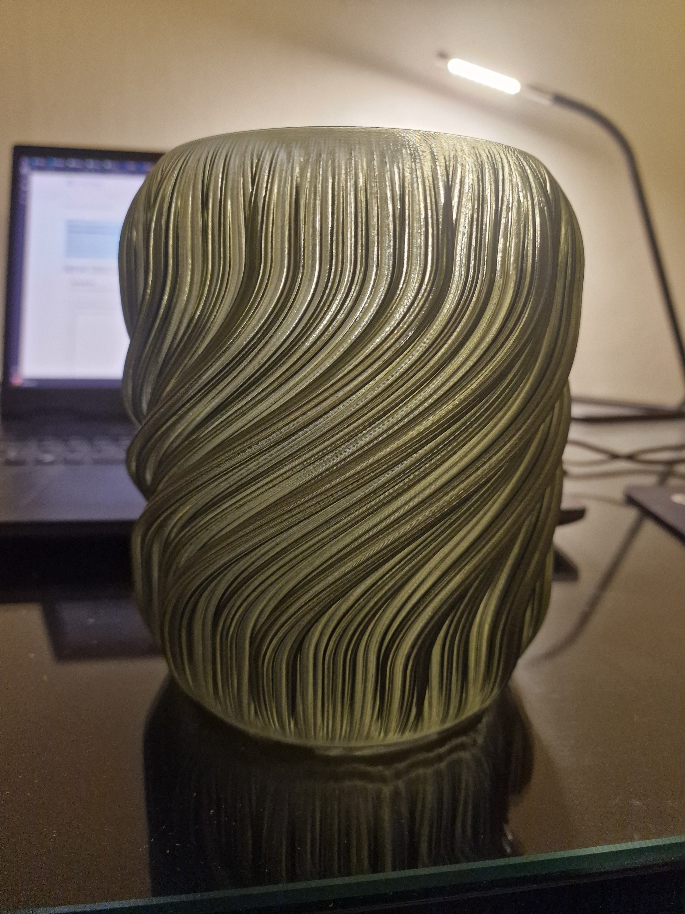 How to create a tangential helix line? — Onshape