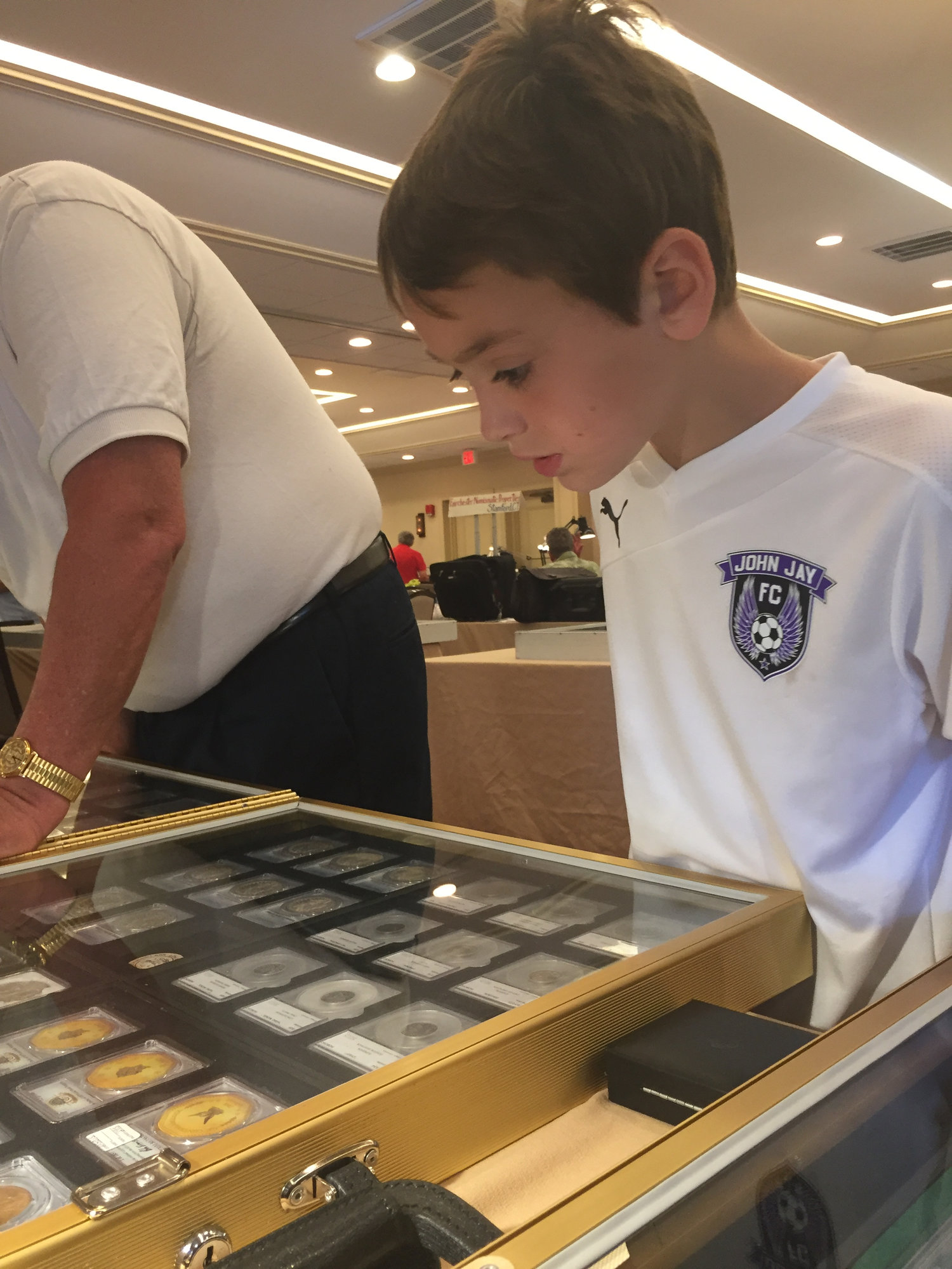 Show Report Coin and Collectibles Fair Mount Kisco NY — Collectors Universe