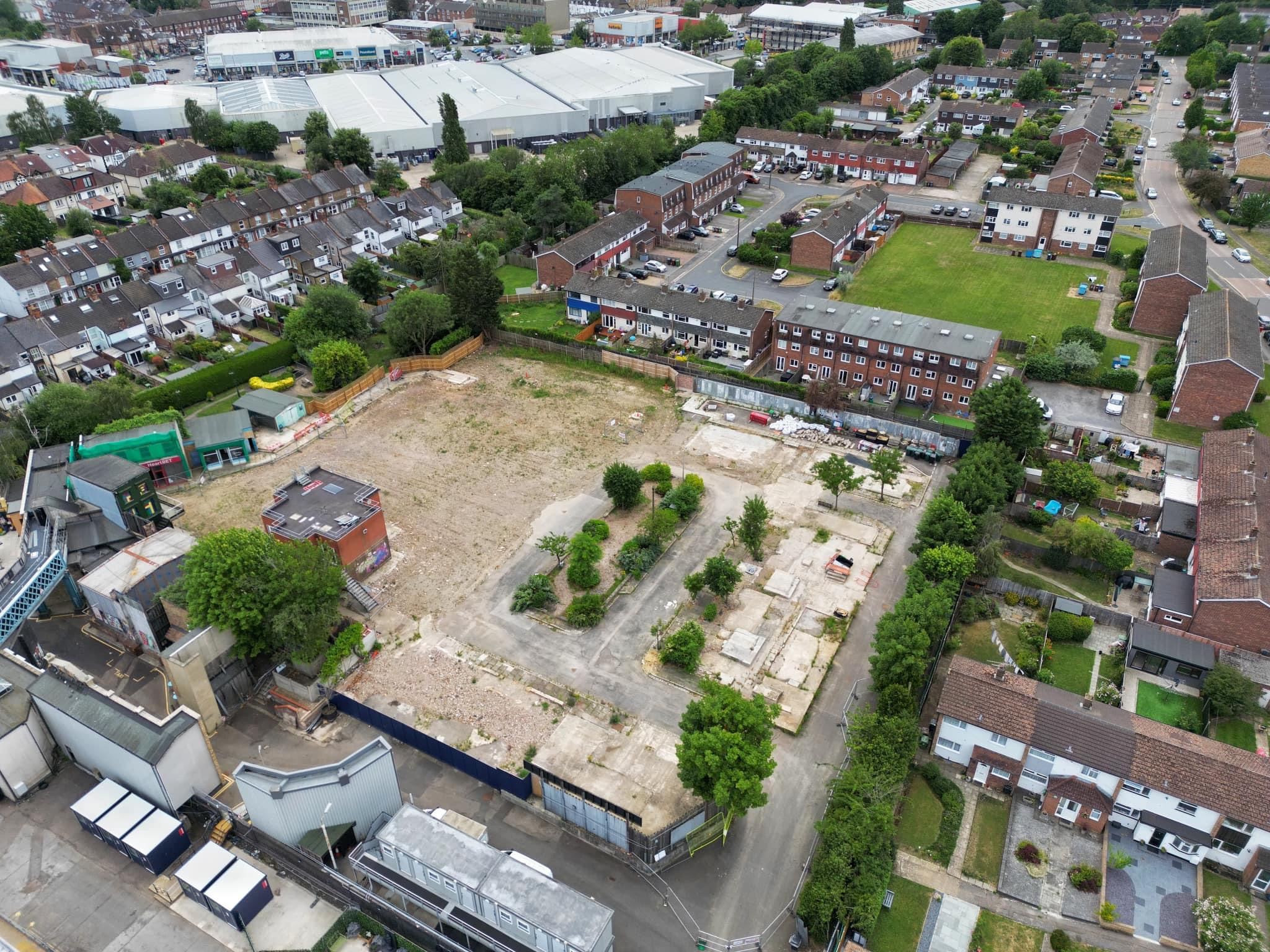 EE a new image of the old Backlot — Digital Spy