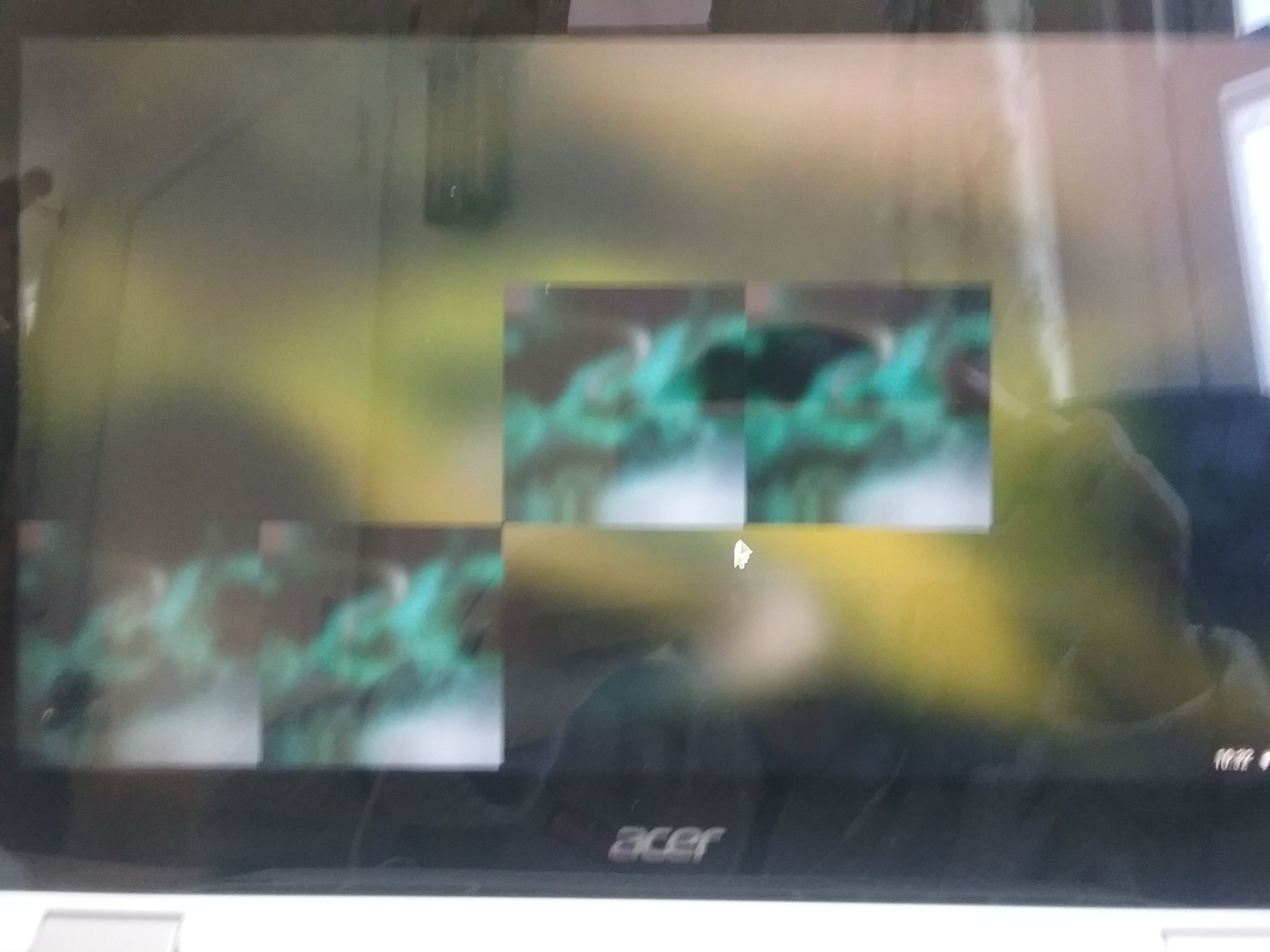 Blue images on login screen? - Acer Community