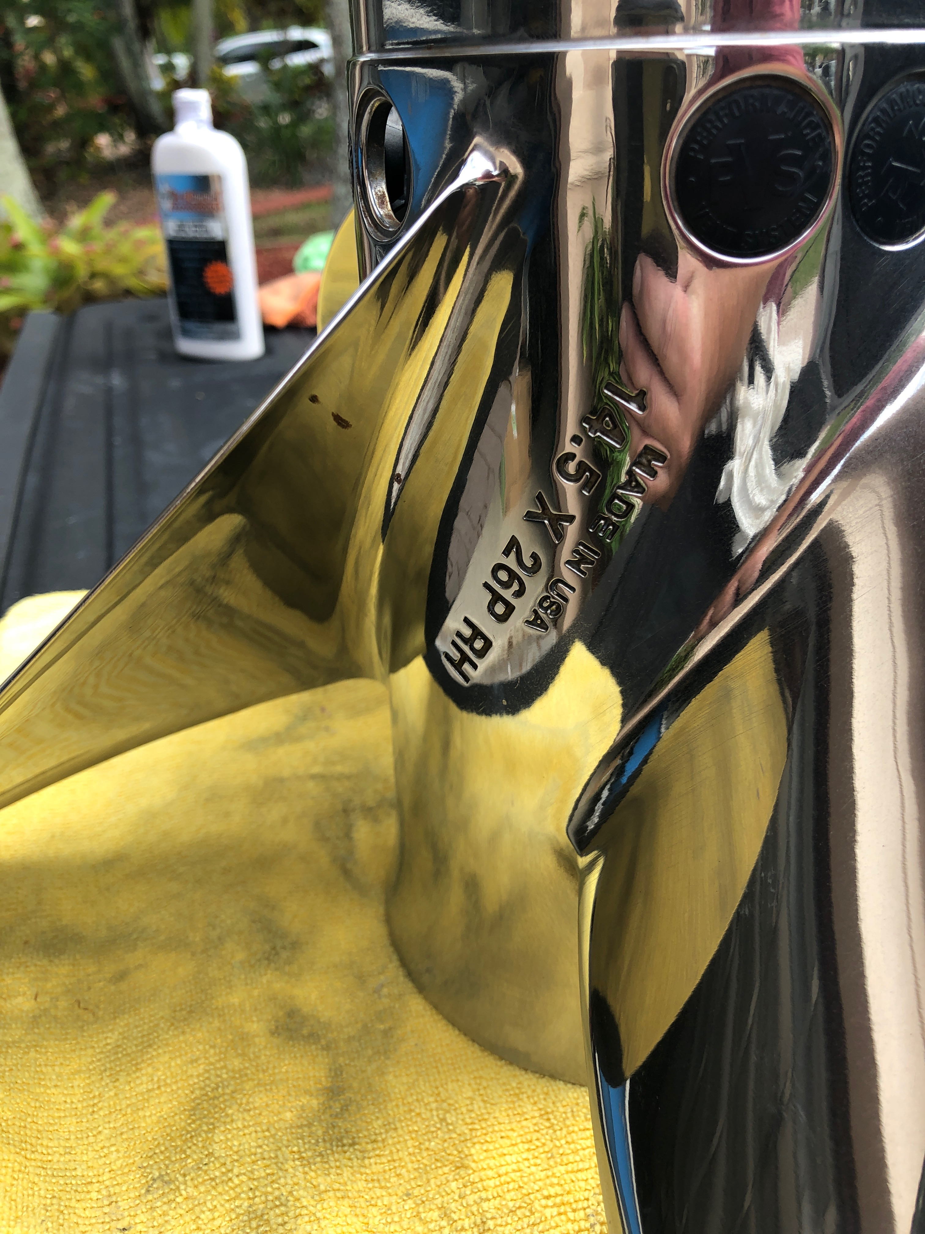 Anyway to ID Merc Fury props?