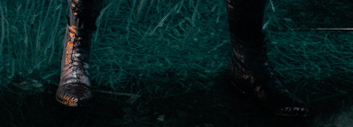 Skull Merchant Prestige Outfit - Black texture bug on ankles — BHVR