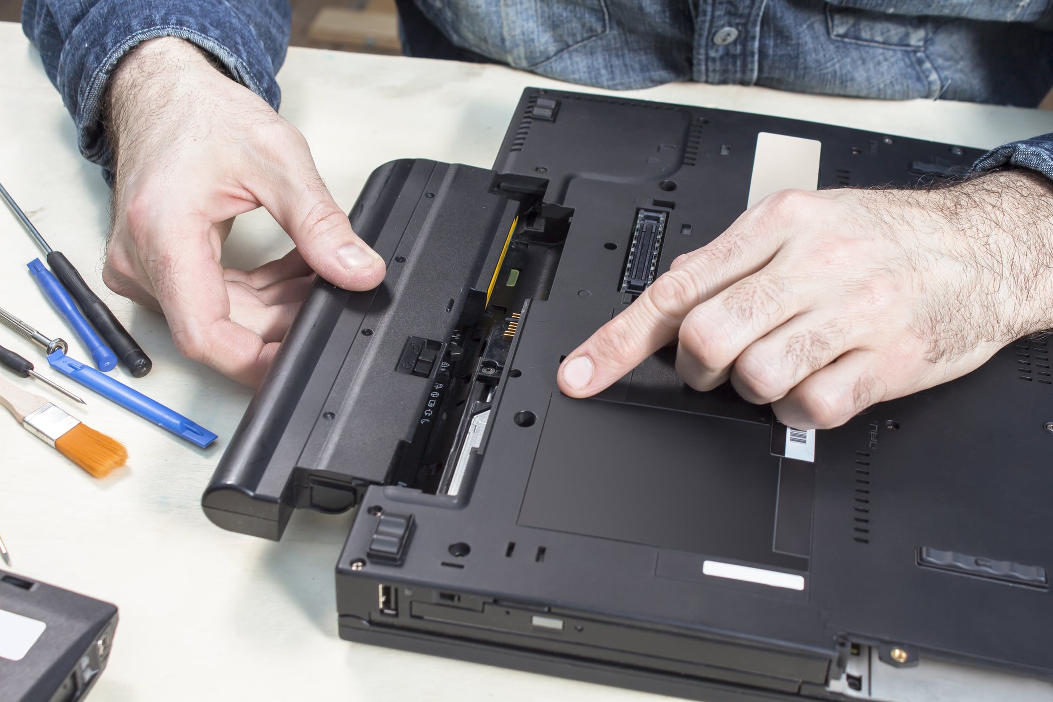 Laptop Battery Maintenance Tips Micro Center