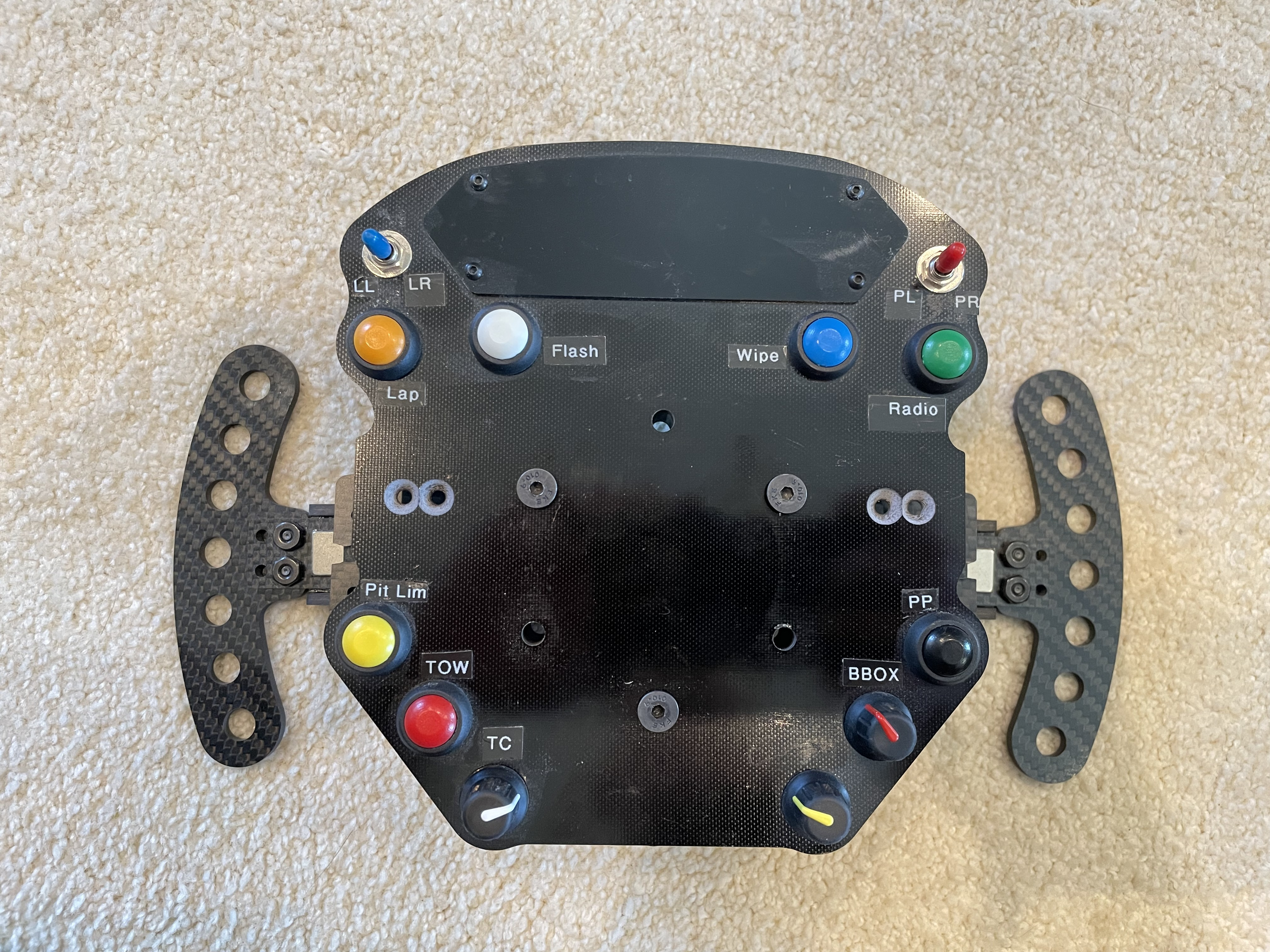 Video of the Pro Race display working via SimDash: