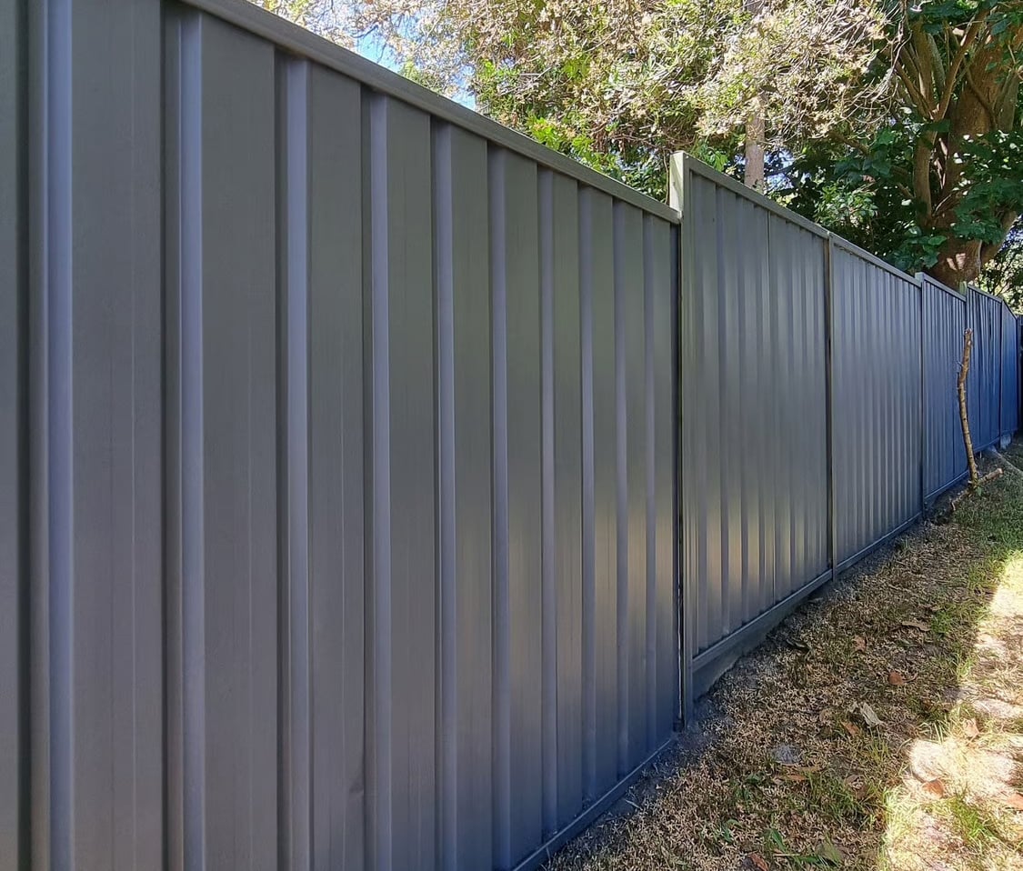 Spray-painted Colorbond fence - Bunnings Workshop community