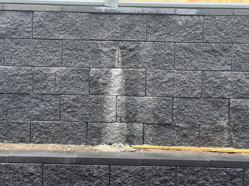 How to clean a Besser block retaining wall? - Bunnings Workshop community
