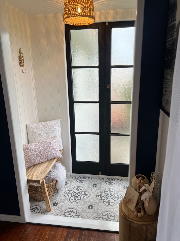 Entrance makeover using VJ panels and floor tiles - Bunnings Workshop ...