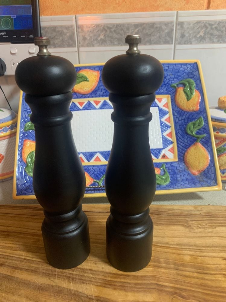 Chalk paint salt and pepper grinders - Bunnings Workshop community