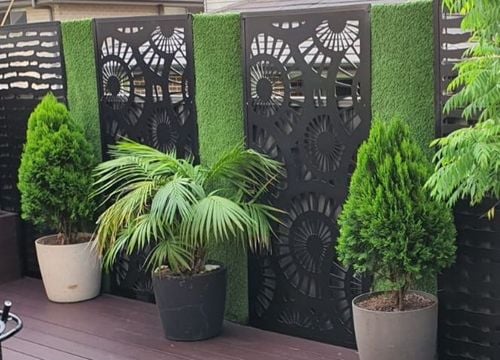 How to build this outdoor screening with artificial turf? - Bunnings ...
