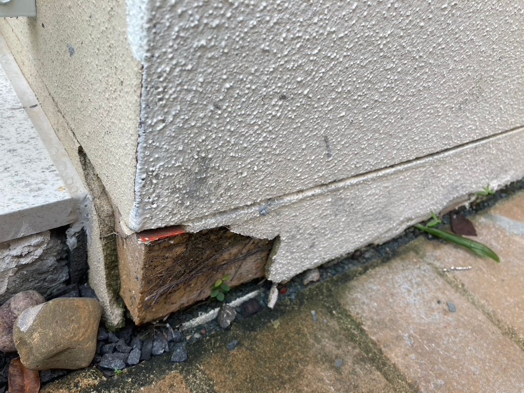 How to repair cracks in render? - Bunnings Workshop community