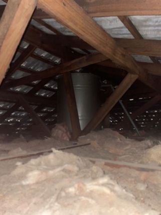 How to remove water from an almost empty metal water tank in the ...